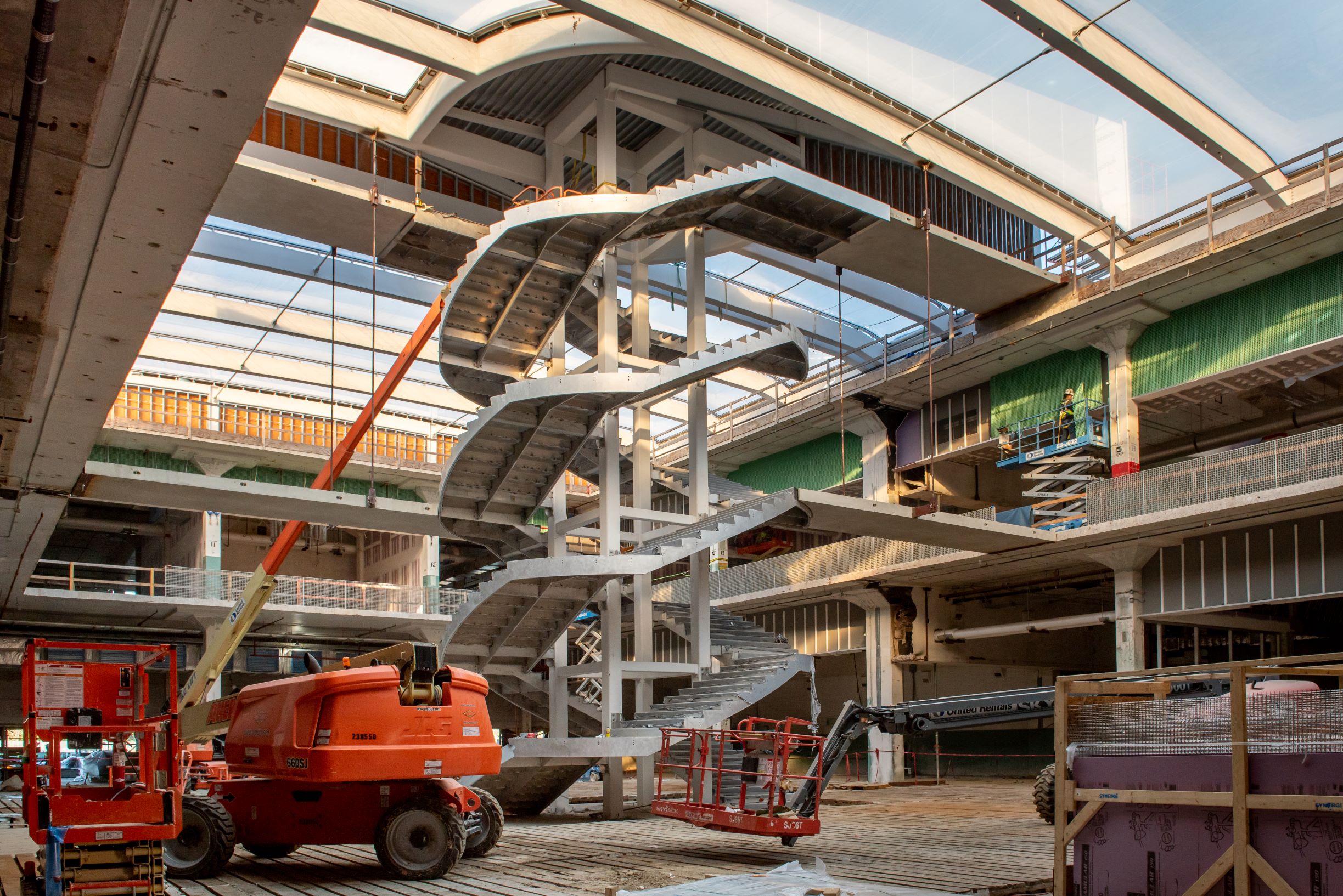 Post Houston - Houston, TX | Monumental Stairs | Synergi